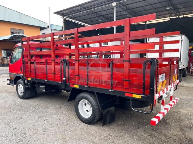 Mitsubishi Canter FE639 3.9 2000 14ft New Kargo Am - Commercial Vehicle ...