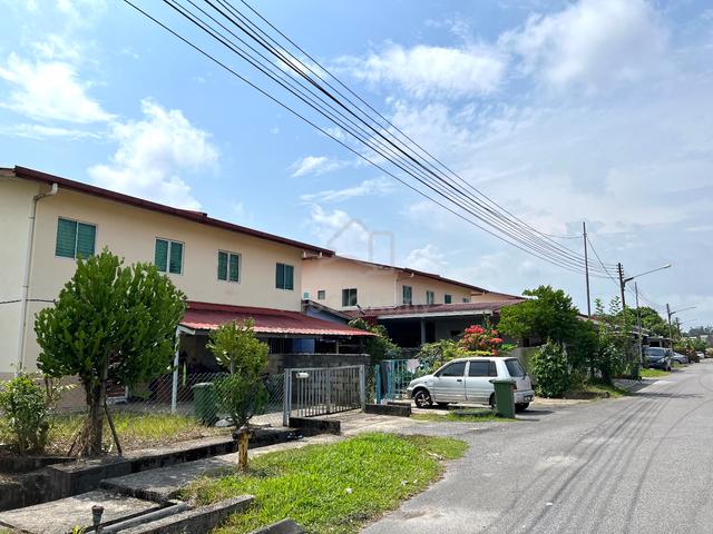 Cluster House for Sale, 3 Bedroom, 1000 sq.ft, Kuching, Sarawak | Mudah.my