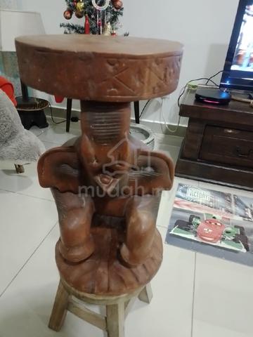 Wooden Stool - Furniture & Decoration for sale in Seremban, Negeri Sembilan