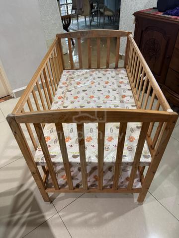 Katil baby Kayu - Moms & Kids for sale in Kangar, Perlis