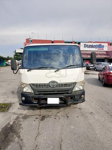 Yr.2015 HINO / WU720R 14 FT DUMPER / TIPPER - Commercial Vehicle ...