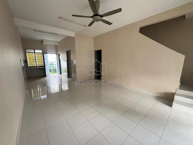 2-storey Terraced House for Sale, 4 Bedroom, 1170 sq.ft, Gelang Patah ...