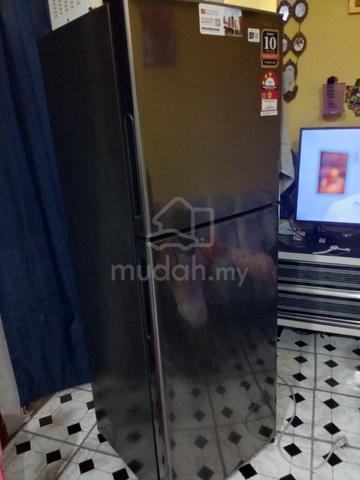 Sharp Ais Peti, Sharp Fridge - Home Appliances & Kitchen for sale in ...