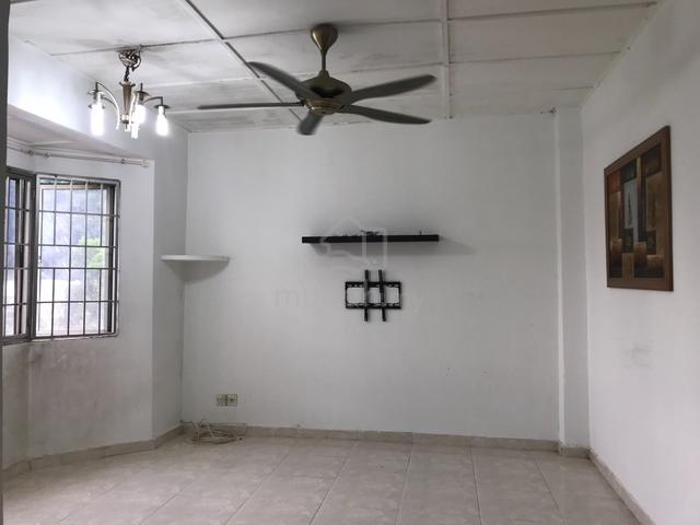 Apartment for Rent, 3 Bedroom, 900 sq.ft, Aman Satu, Kepong, Kuala ...