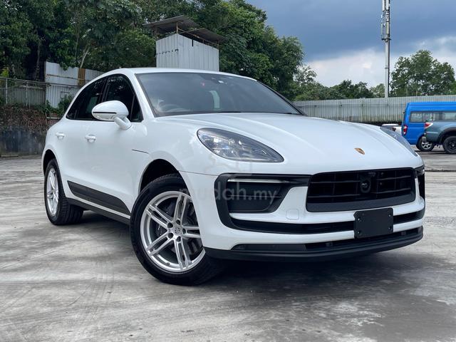 PDLS!! 2022 Porsche MACAN w CLOCK 360CAM - Cars for sale in Plentong, Johor