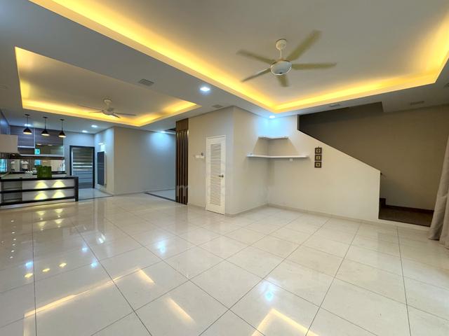 2-storey Terraced House for Sale, 4 Bedroom, 1800 sq.ft, Ambang Botanic, Selangor | Mudah.my