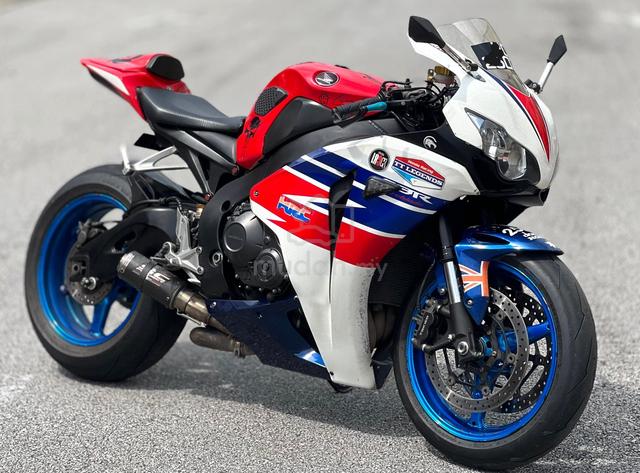 Honda CBR 1000RR HRC Rabbit reg 2016 - Motorcycles for sale in Puncak ...
