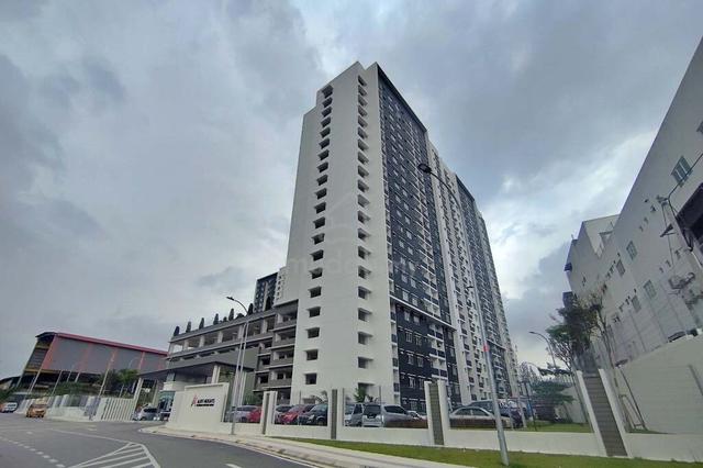 Service Residence for Auction, 3 Bedroom, 850 sq.ft, Aliff Heights ...