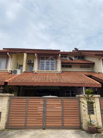 2-storey Terraced House for Sale, 4 Bedroom, 2248 sq.ft, Denai Alam ...