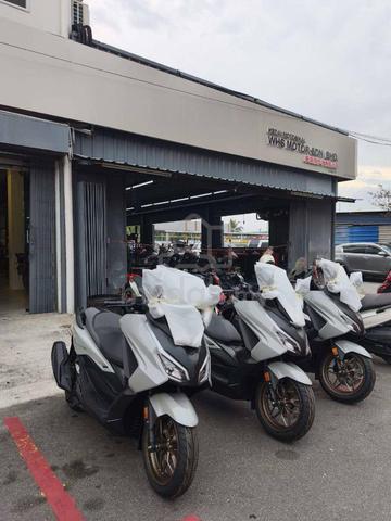 Honda Forza 250 NSS 250 NVX ADV ELEGAN XMAX - Motorcycles for sale in ...