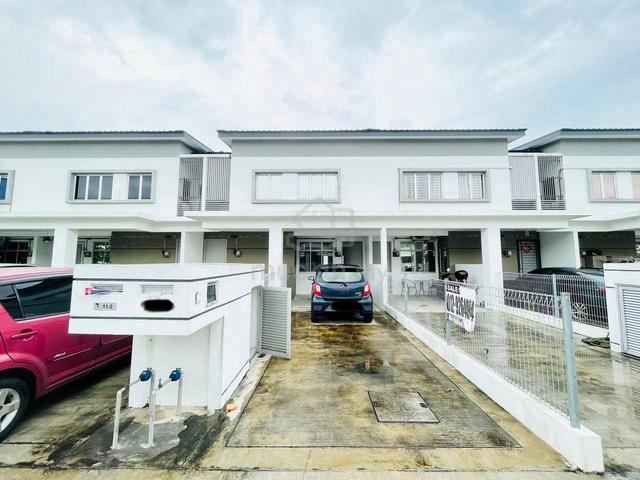 Townhouse for Sale, 3 Bedroom, 1421 sq.ft, Dengkil, Selangor | Mudah.my