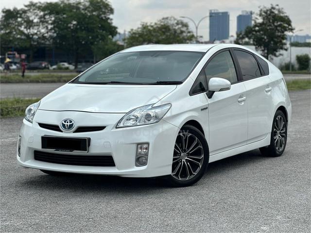 Toyota PRIUS 1.8 (HYBRID) (A) ALCANTARA SEAT - Cars for sale in Sungai Besi, Kuala Lumpur
