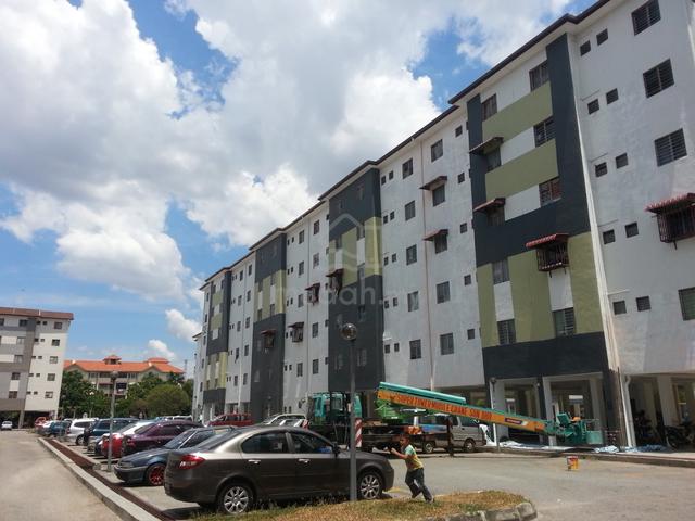 Flat for Rent, 3 Bedroom, 600 sq.ft, Seri Anggerik, Bangi, Selangor ...