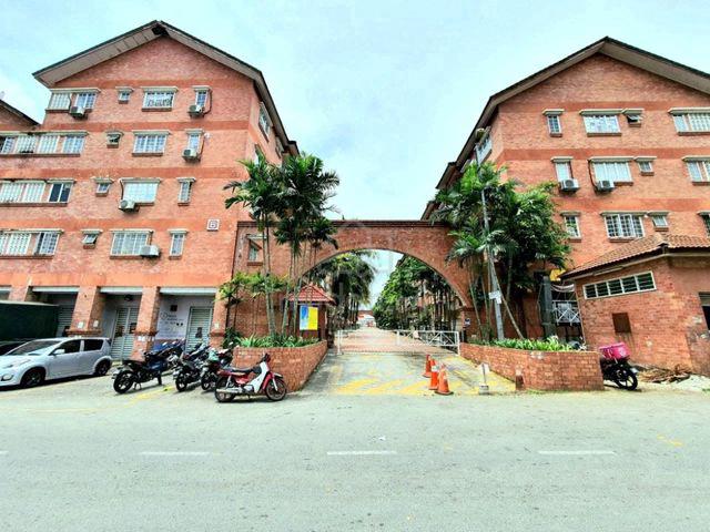 Apartment for Rent, 3 Bedroom, 860 sq.ft, Red Ruby Apartment, Seri ...