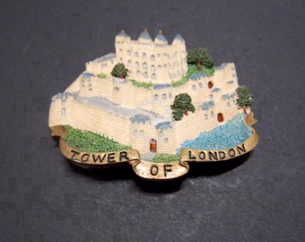 Magnet - Tower of London #1 - Vintage 1980s - Hobby & Collectibles for ...