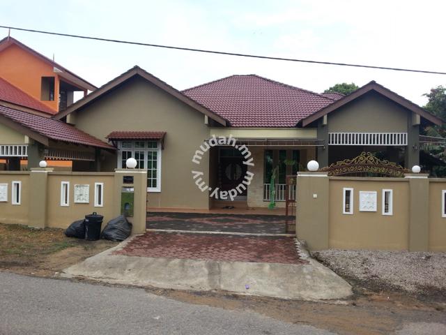 Bungalow House for Sale, 4 Bedroom, 2450 sq.ft, Machang, Kelantan ...