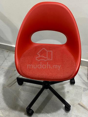 Loberget Swivel Chair - Furniture & Decoration for sale in Kepala Batas ...