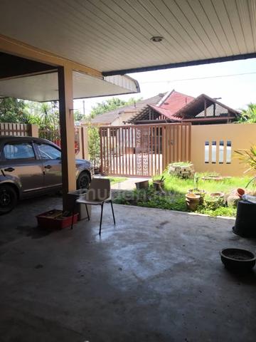 Taman Rakyat Mergong Double Storey - House for sale in Alor Setar, Kedah