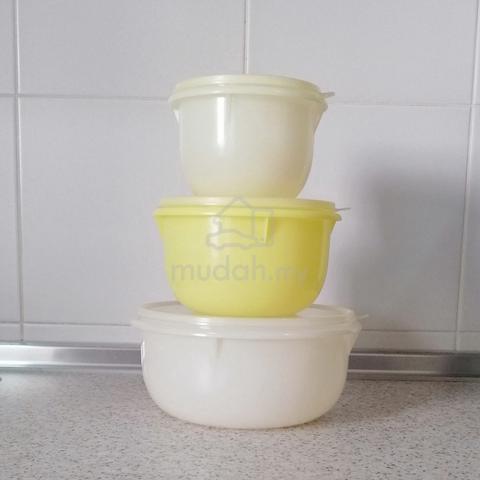 Tupperware 3-pc Set Mixing, Kneading, Storage Bowl - Home Appliances ...