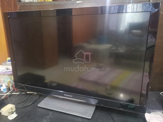 Panasonic Viera Plasma 42 inch Television - TV/Audio/Video for sale in ...