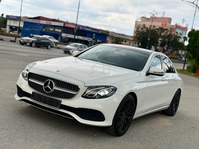 2018 Mercedes Benz E200 2.0 AVANTGARDE (CKD) (A) - Cars for sale in ...