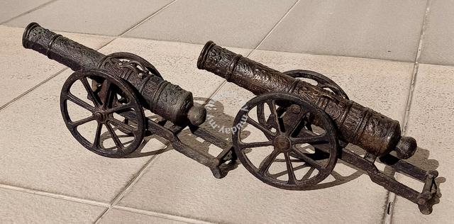 Sepasang meriam tembaga antik - Hobby & Collectibles for sale in ...