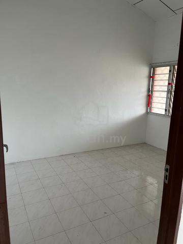 1-storey Terraced House for Rent, 3 Bedroom, 1000 sq.ft, Alor Setar ...
