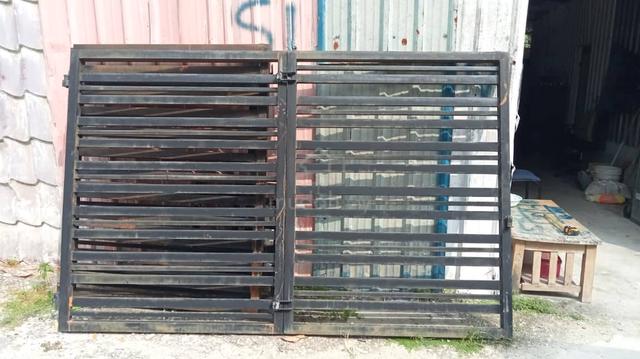 Besi Pintu - Home Appliances & Kitchen for sale in Batu Pahat, Johor