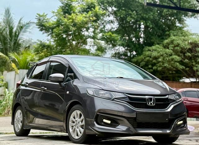 2018 Honda JAZZ GK5 1.5 E (A) FACELIFT - Cars for sale in Johor Bahru, Johor 112038415 | Mudah.my.