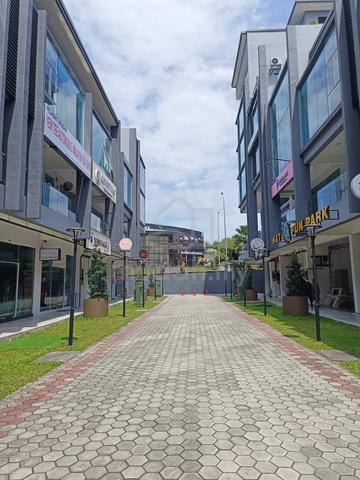 Shop lot for Sale, 1540 sq.ft, Permas Jaya, Johor | Mudah.my