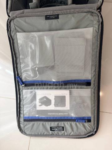 Think Tank Airport TakeOff V2.0 – LIKE NEW! - Cameras & Photography for ...