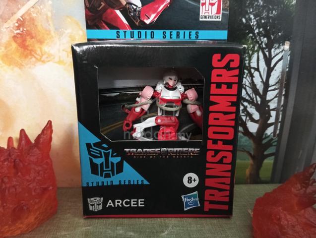 Transformers Studio Series Core Class Arcee - Hobby & Collectibles for ...