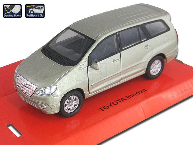 2005 Toyota Innova 1/38 diecast model - silky gold - Hobby ...