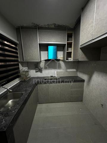 Apartment for Sale, 3 Bedroom, 720 sq.ft, Apartment Anggerik (Desa ...