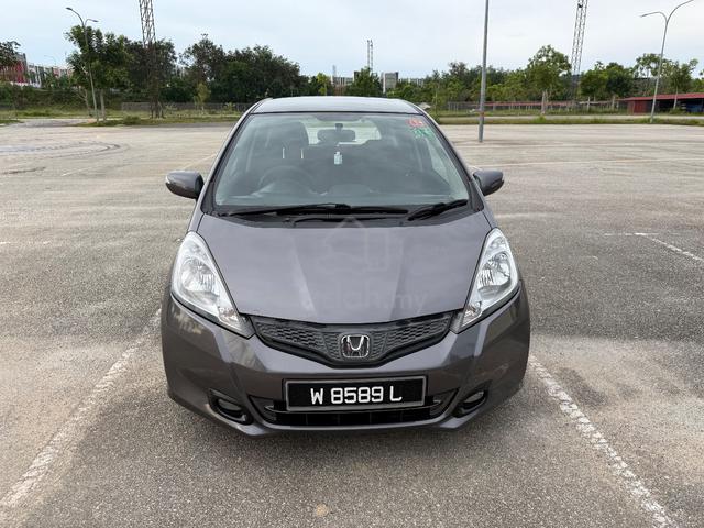 HONDA JAZZ GE8 1.5 i-VTEC AUTO (2014) - Cars for sale in Seremban 2, Negeri Sembilan