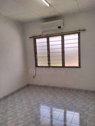 Flat for Sale, 3 Bedroom, 731 sq.ft, Rumah Pangsa Permas Jaya, Permas ...