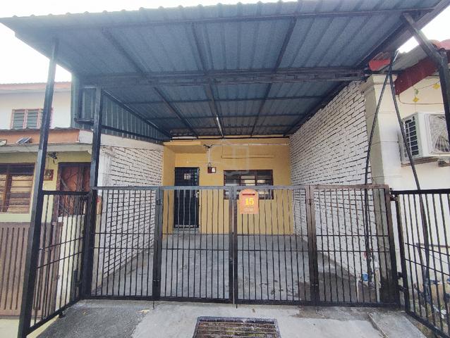 Terraced House for Rent, 2 Bedroom, 750 sq.ft, Kuantan, Pahang | Mudah.my