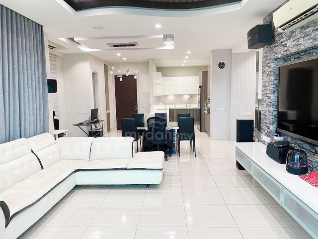 Condominium for Sale, 3 Bedroom, 2100 sq.ft, The Light Collection II ...