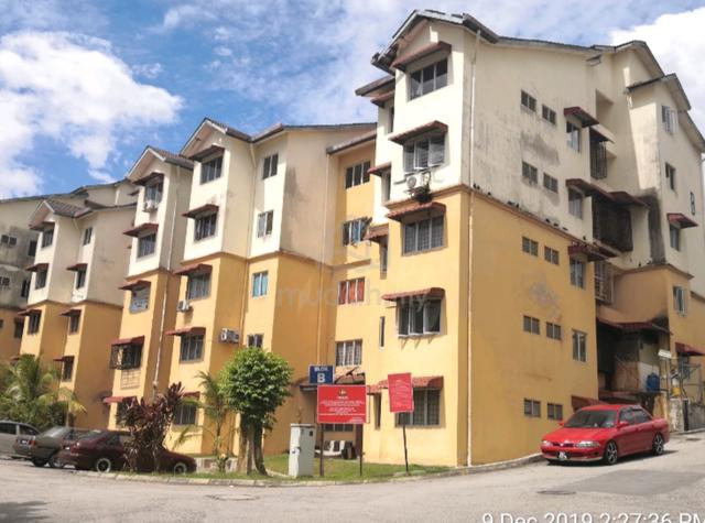 Apartment for Sale, 3 Bedroom, 724 sq.ft, Cempaka Apartment (Taman ...