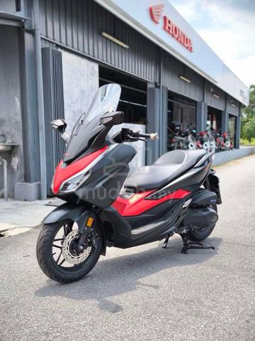 Honda Forza 250 NSS 250 NVX ADV ELEGAN XMAX - Motorcycles for sale in ...