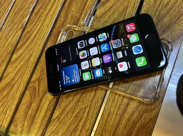 Iphone SE 2020 - Mobile Phones & Gadgets for sale in Kota Kinabalu, Sabah