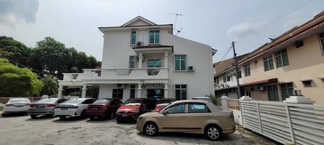 2.5-storey Terraced House for Sale, 5 Bedroom, 4908 sq.ft, Seberang ...