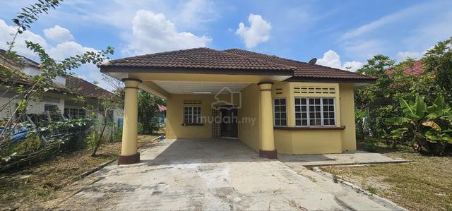 Bungalow House for Sale, 3 Bedroom, 5000 sq.ft, Banting, Selangor ...