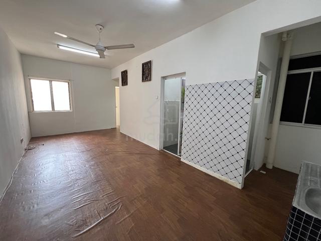 Flat for Sale, 3 Bedroom, 650 sq.ft, Suria Merbah, Bayan Lepas, Penang ...