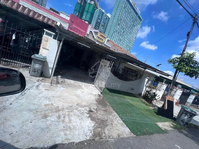 1-storey Terraced House for Sale, 6 Bedroom, 1430 sq.ft, Johor Bahru ...