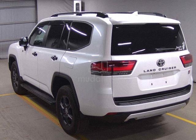 2023 Toyota Land Cruiser 300 GR-Sport 3.5 Petrol - Cars for sale in ...