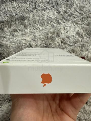 iPhone 17 Pro Max (never open still inside box) - Mobile Phones ...