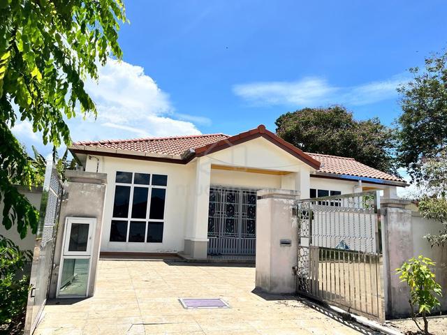Bungalow House for Sale, 4 Bedroom, 5220 sq.ft, Simpang Ampat, Penang ...