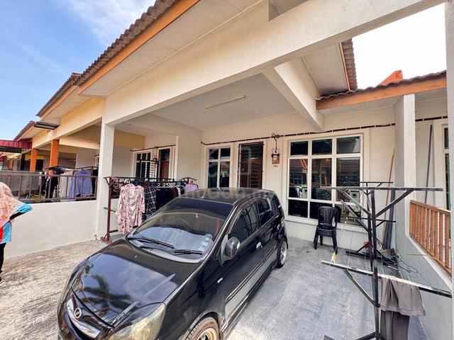 1-storey Terraced House for Sale, 3 Bedroom, 1302 sq.ft, Merlimau ...
