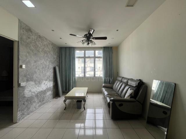 Apartment for Rent, 3 Bedroom, 850 sq.ft, Angkasa Apartment, Kota ...